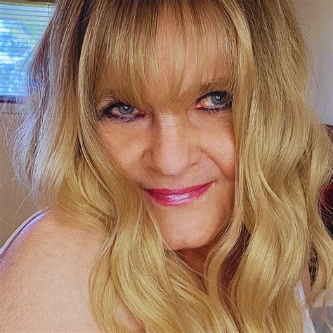 Hotwifejolees Profile Page 219 Vids Pics And More Manyvids Manyvids