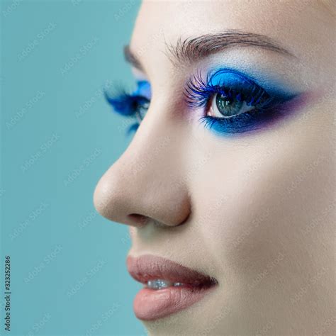 Glamorous Eye Makeup