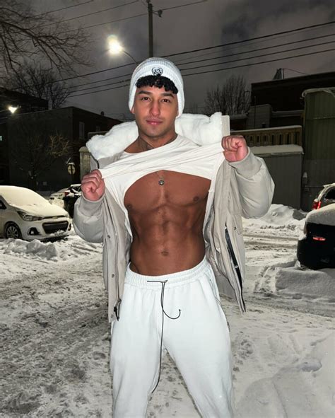 Kenzo Alvarez La Nouvelle Révélation Du Porno époustouflant