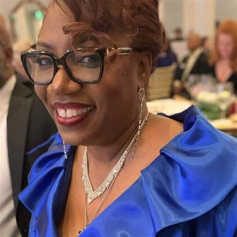 Cassandra R Mccrory Iamcassandramac • Threads Say More