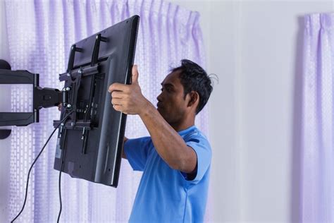 Causes Of Horizontal Lines On TV Screens Fix Fix It Wired