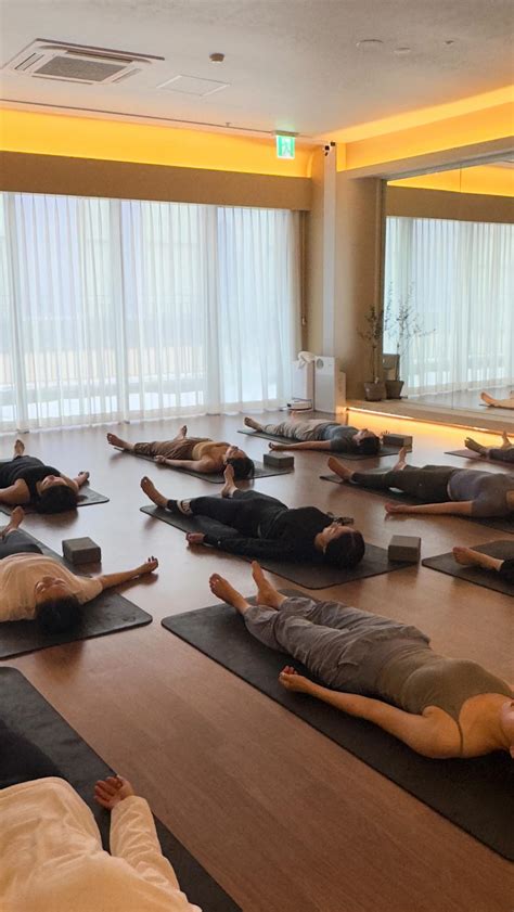 Yoga Kamala 요가 카말라 16주를 지나면 안전하게 시작할 수 있는 산전 요가는 변화하는 몸과 마음을 따뜻하게 보듬는 시간이랍니다 하체를 튼튼히 해 출산을