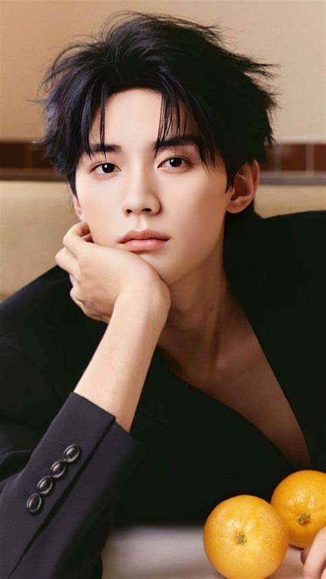 ปักพินโดย Esther Jacobs ใน People