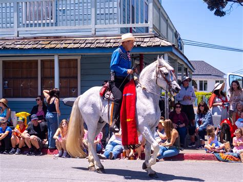 Half Moon Bay Ol Fashioned 4th Of July Parade