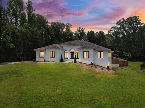 98 Taylor Len Dr Lagrange Ga 30240 Mls 7224878 Zillow