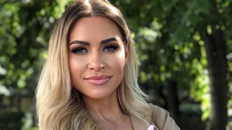 Hargitai Bea Teljesen Meztelen Ezen A Képen