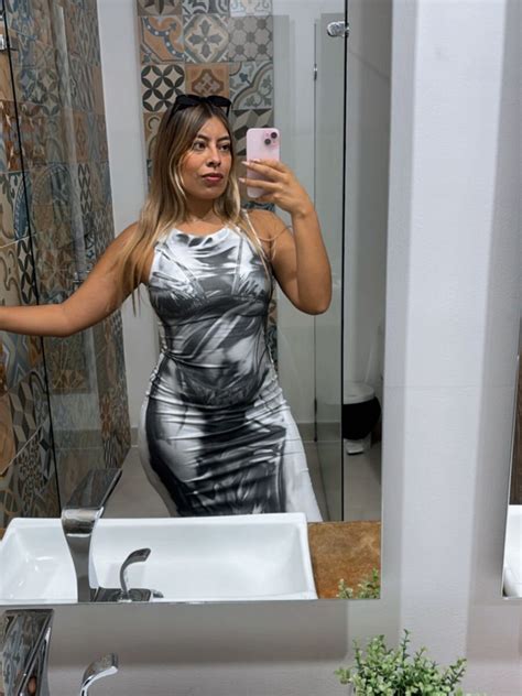 Amber Robbie Nude On Cam Live Sex Chat On Fapchat