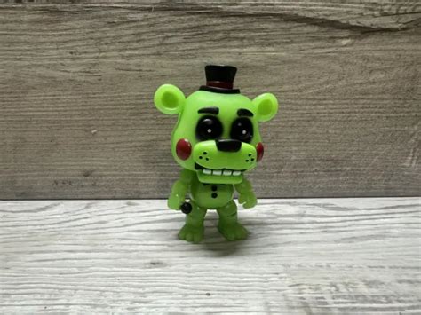 FUNKO POP FNAF Five Nights At Freddy S GITD Giocattolo Modellino Vinile Freddy FYE Ex EUR