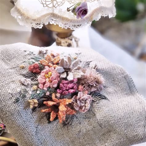 프랑스자수 Mimi ⚜️ 프랑스자수 프랑스자수mimi 일산프랑스자수 햄프린넨가방 자수가방 Embroiderystitch Needlework