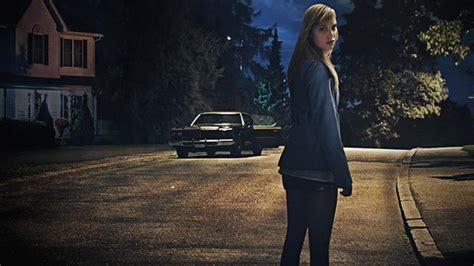 It Follows Corrente Do Mal 2014 Movie Reviews By Dalenogare