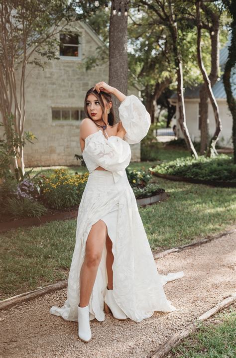 The Wild Bride Brides And Weddings Magazine