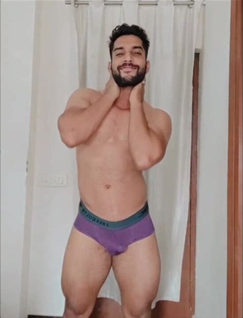 Hunky Male Strip Thisvid Com