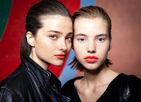 2023s Biggest Foundation Trend Is Perfect For Lazy Gals