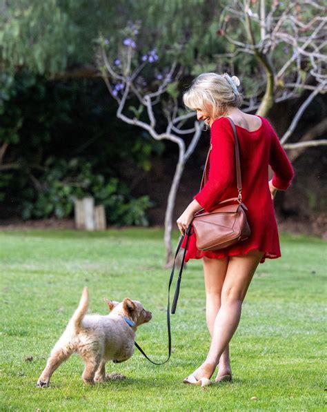 Sexiest Celebrity Legs Sexiest Celebrity Legs And Feet