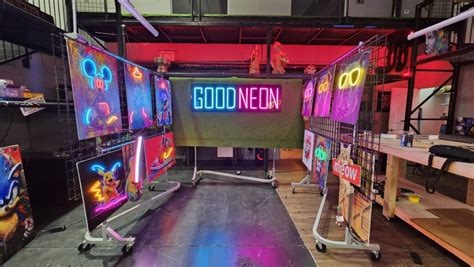 About Good Neon Net60