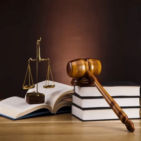 ما هو القانون الواجب التطبيق على عقود التجارة الدولية