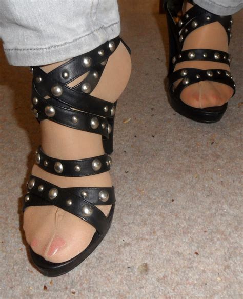 Studded High Heels Of My Wife With Painted Toenails Porn Pictures Xxx