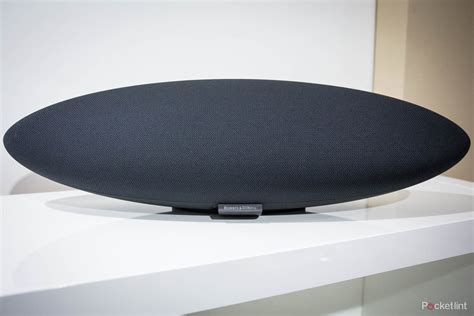 Bowers & Wilkins Zeppelin Wireless review: Big, bold and Bluetooth at last