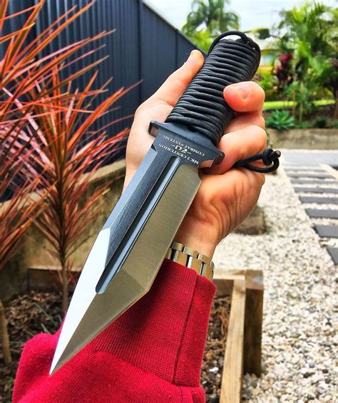 Нож самый большой: Самый большой нож в мире