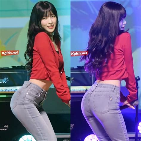 오마이걸 아린 청바지 위로 드러나는 매력 2025 연예인 예쁜 한국 여자 여자들