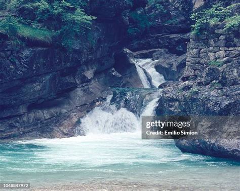 Lake Ladscape Photos And Premium High Res Pictures Getty Images