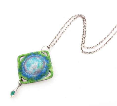 Woolley And Wallis Salisbury Salerooms Arts And Crafts Arts And Crafts Design Movements Art