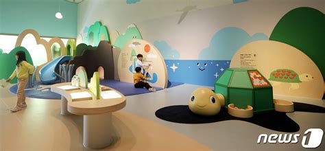 십장생과 대화하며 배운다…특별전 십장생 열 가지 이야기