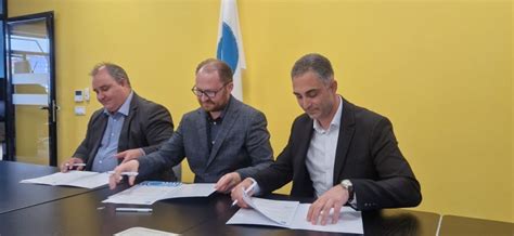 София Тех Парк Сдружението за научноизследователска и развойна дейност и Сдружението на