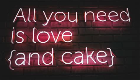 70 whatsapp status quotes to match every mood — trending us