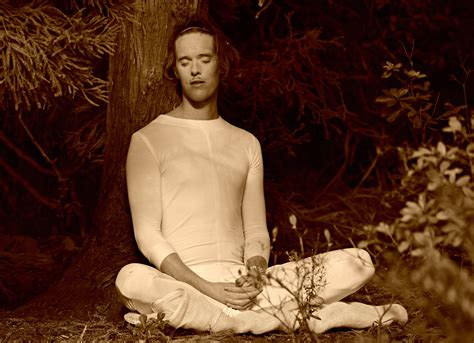 Siting Hd Wallpapers