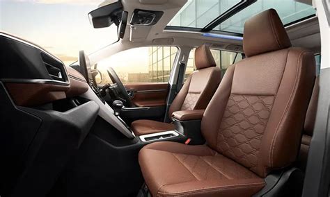 2025 Toyota Innova Hycross Zx O 7 Str Price In India