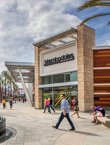 Leasing And Advertising At The Outlets At Orange A Simon Center