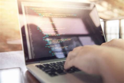 Mengenal Kursus Pemrograman Python Dan Manfaat Software Nya Amar