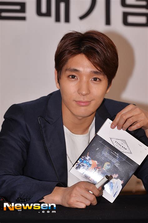 포토엔 Ft아일랜드 최종훈 훈훈한 미소