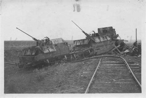 Armored Train 40 Pics