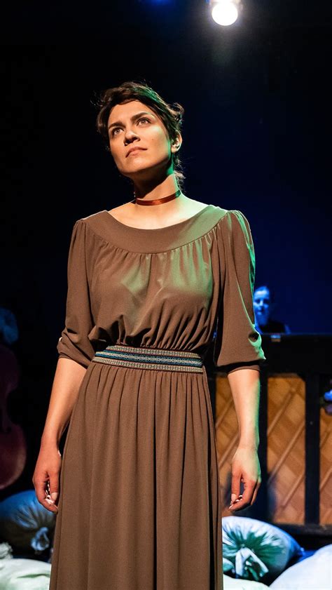 Slava Krasowska Звичайний день на зйомках медичного серіалу😆 Хоча… Epshta трохи шокована 🐕🐾