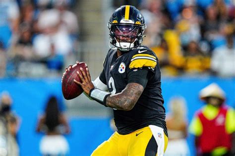Pittsburgh Steelers Quarterback Dwayne Haskins Hit And Killed By Dump Truck On Florida Highway
