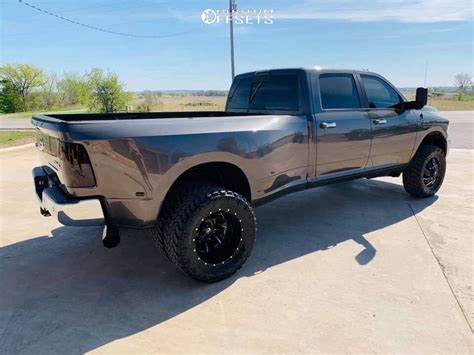 2018 Ram 3500 With 20x8 25 105 Fuel Cleaver And 35 12 5r20 Fuel Mud