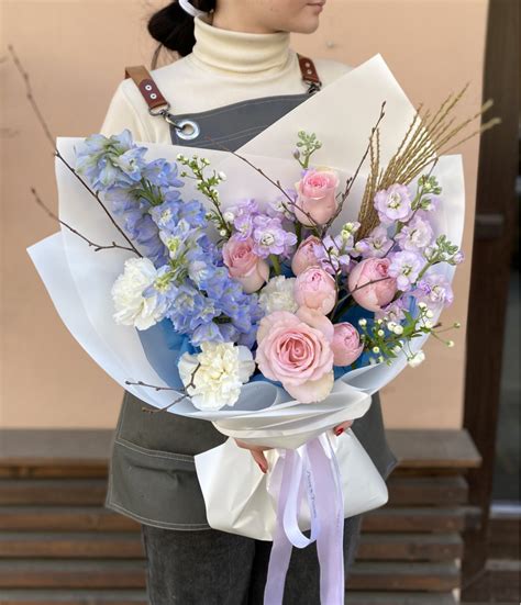 Букеты цветов с доставкой в СПб