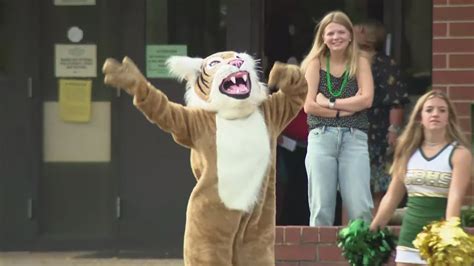 High Schools With Wildcat Mascot