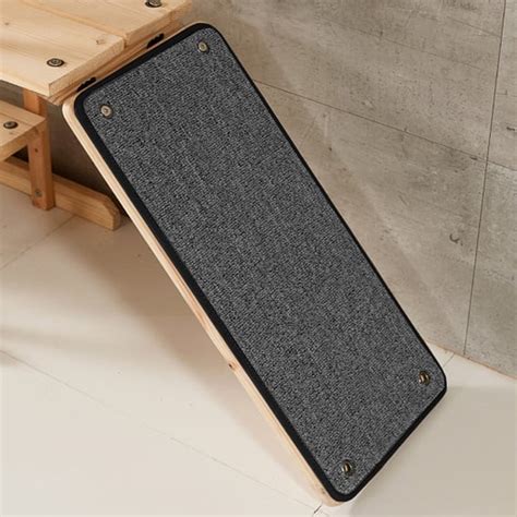 하나산 주인님 스크래쳐가 필요해요~ 고양이들의 발톱을 관리하고 영역표시를 하는 야생의 습성을 충족시켜주는 스크래쳐는 꼭 필요한 장난감입니다 스크래쳐가 없다면