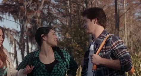 Акулы зомби 2015 Смотреть онлайн в поиске Яндекса по Видео