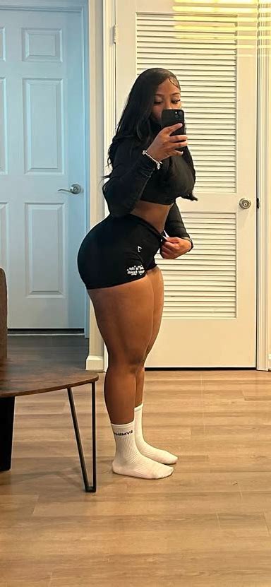 Thick Fit Shesfreaky