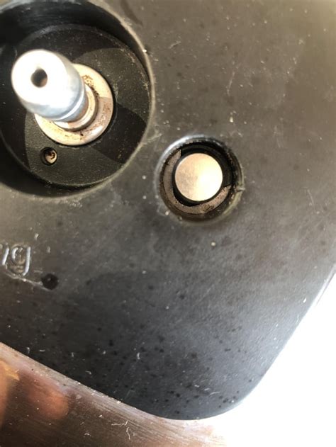 my code isn t working it s setup to move a motor to the right pressing