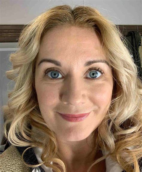 Natalie Lisinska Biography Age Height Husband Mrdustbin