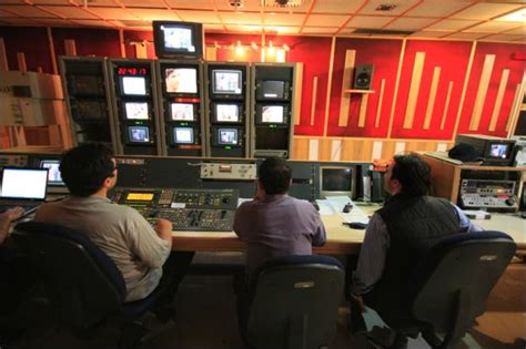 غیر محرمانه های نسیم خشنودی