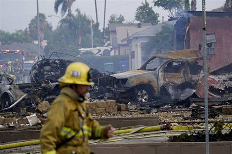 АНУ Орон сууцны хороололд онгоц унажээ