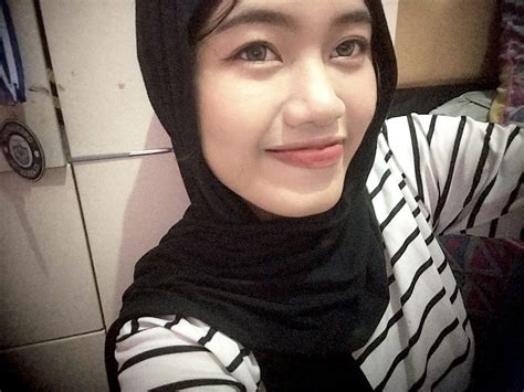 Aura Aisyafa Tugas Uas Biodata