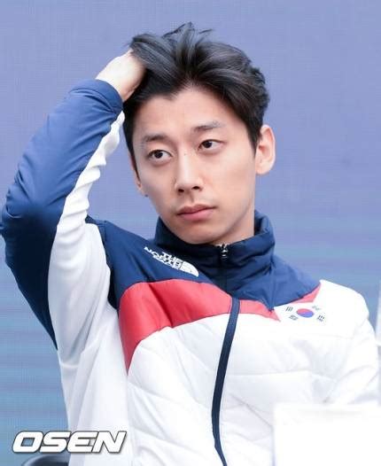 퍼컬논란중인 곽윤기 선수 흑발 모음‼️ 인스티즈instiz 익명잡담