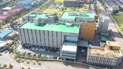 에코프로비엠 여전히 비싸유진證 목표가 25 뚝 Sbs Biz